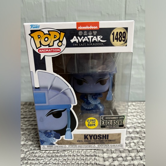 Funko | Toys | Funko Pop 489 Kyoshi The Last Airbender Exclusive ...